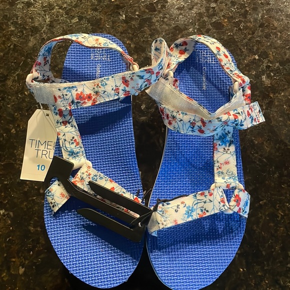 Shoes | Nwt Time Tru Sandals | Poshmark